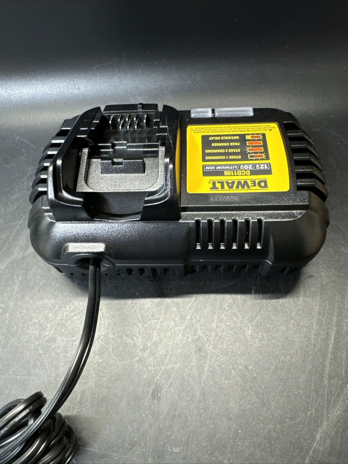DEWALT DCB1106 12V Lithium-ion Battery Charger – Treasures1906