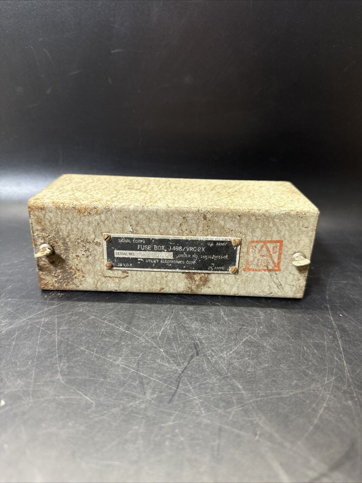 Vintage Signal Corps US Army Fuse Box, J-498 25 Amps – Treasures1906